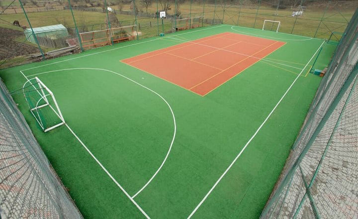 Amenajare terenuri si baze sportive cu gazon sintetic, natural si ...